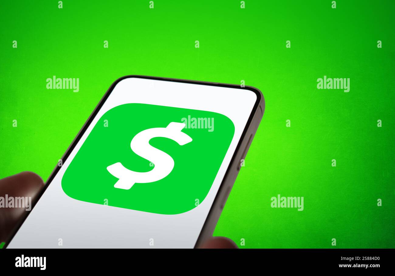 Mobile deposits hi-res stock photography and images - Alamy