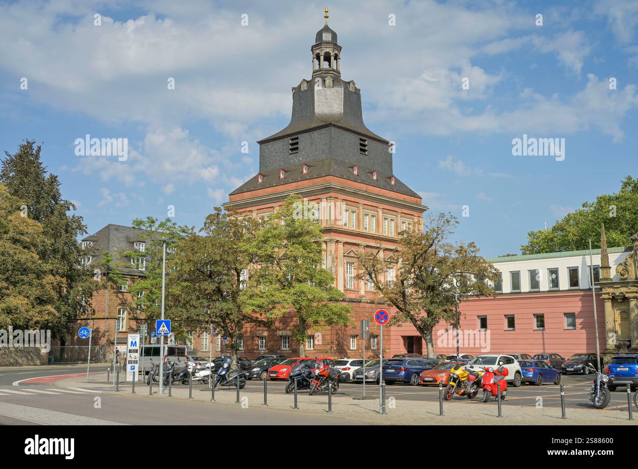 Roter Turm, Konstantinplatz, Altstadt, Trier, Rheinland-Pfalz ...