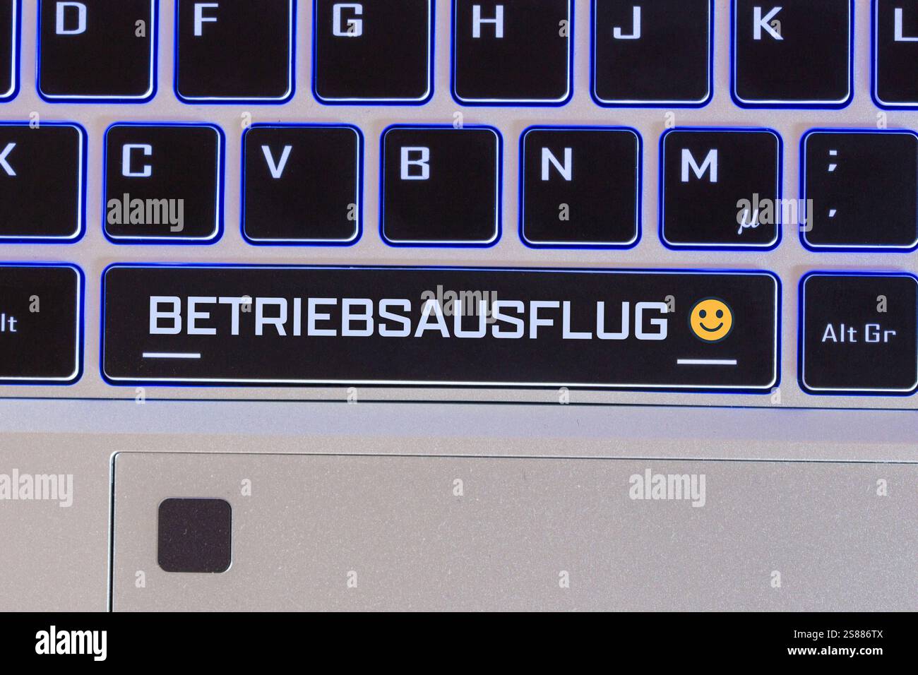 Betriebsausflug Symbolbild: Tastatur mit der Aufschrift BETRIEBSAUSFLUG ...