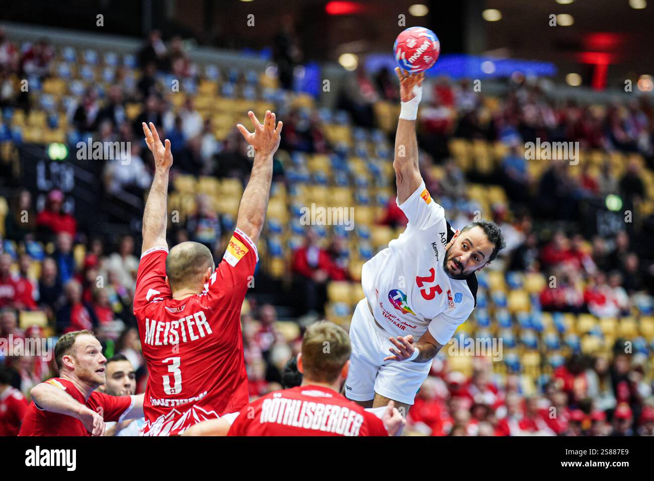 Wurf/Tor Abdelhak Ben Salah (Tunesien, #25) DEN, Schweiz vs. Tunesien ...