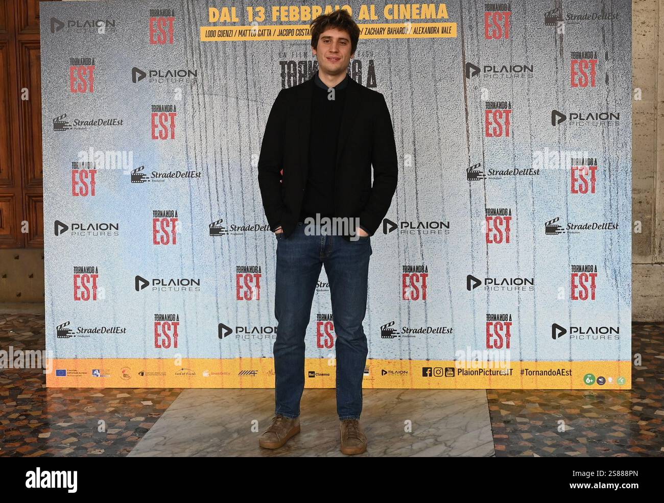 Roma, Italy. 21st Jan, 2025. MATTEO GATTA PHOTOCALL "TORNANDO A EST" DI ...