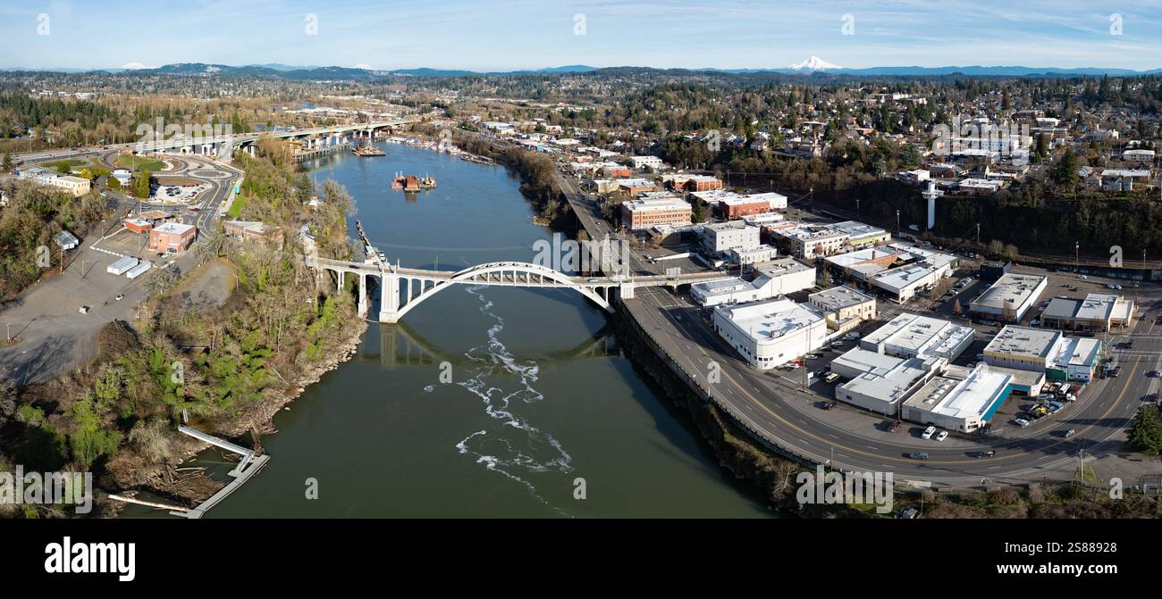 Completed in 1922, the Oregon City Bridge, also called the Arch Bridge ...