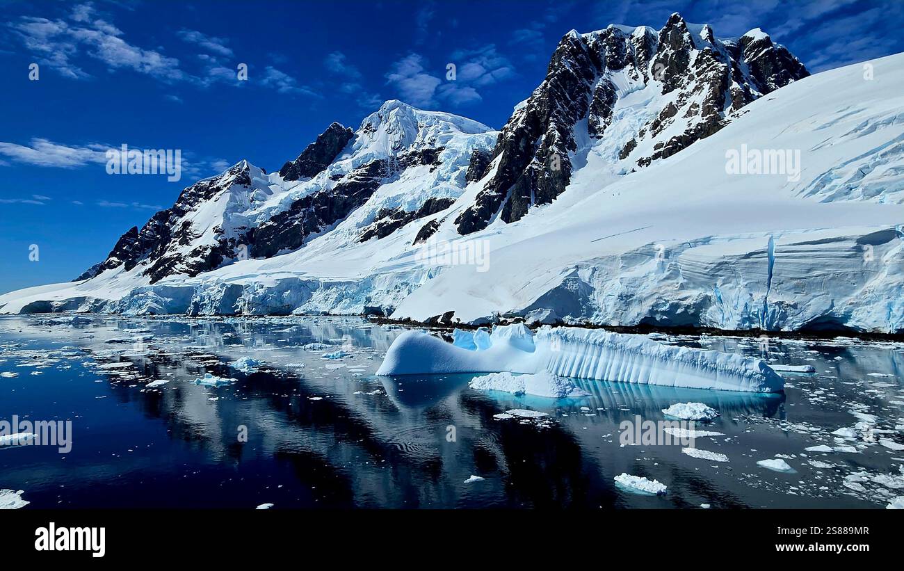 Antarctica lemaire channel cruise hi-res stock photography and images ...