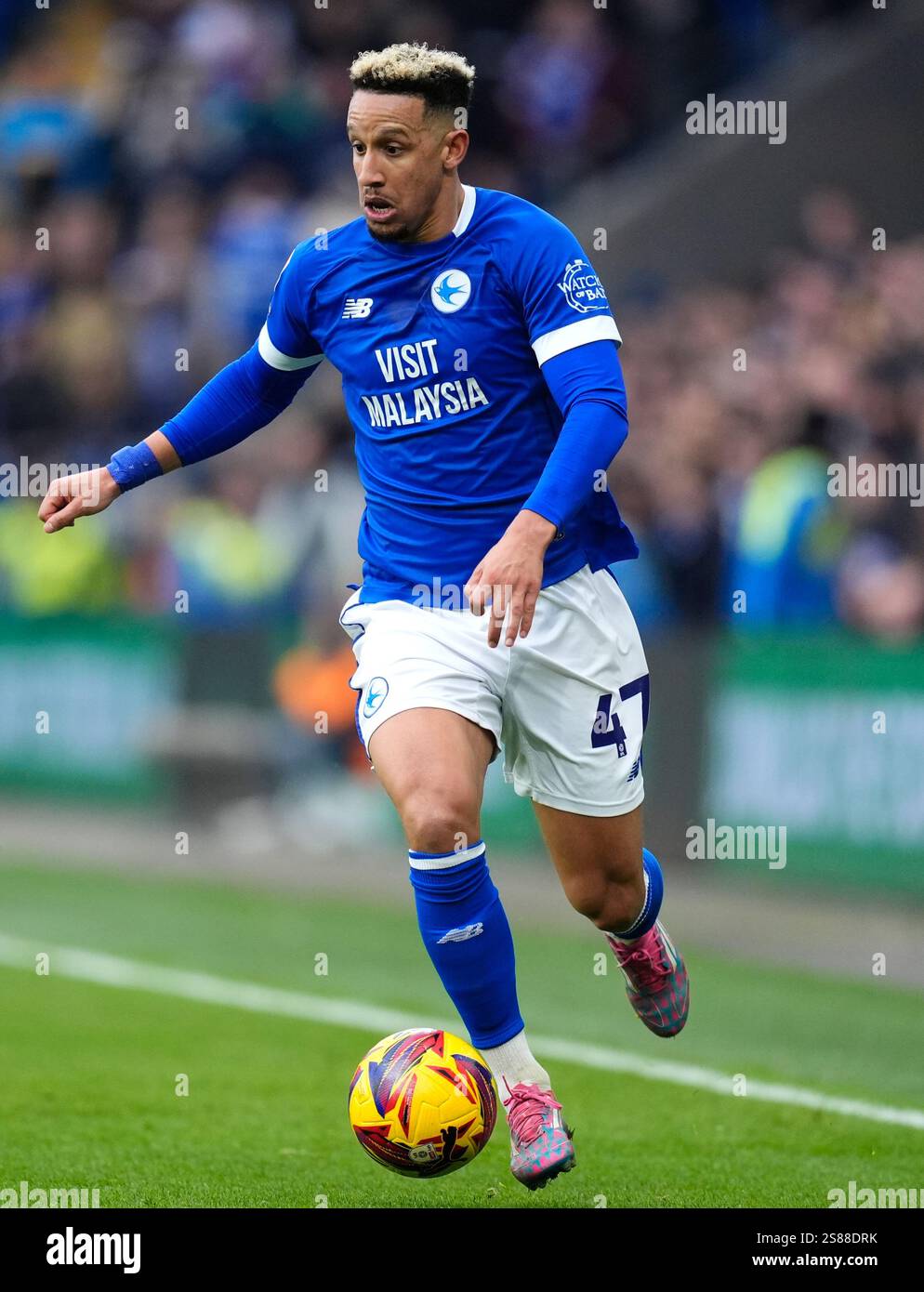 Cardiff City's Callum Robinson during the Sky Bet Championship match at ...