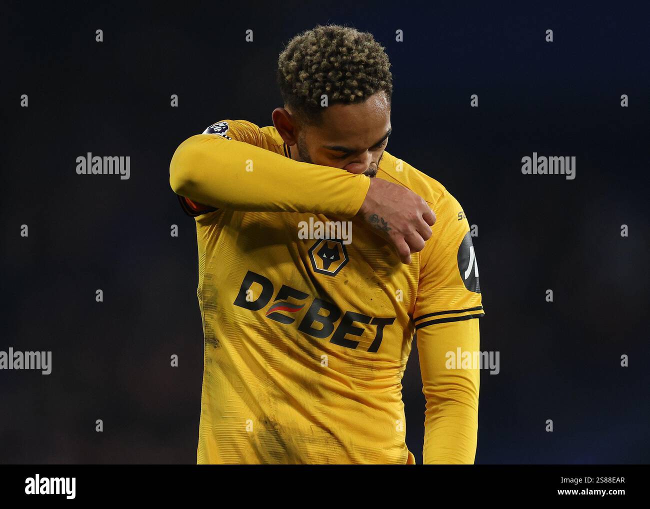 London, UK. 20th Jan, 2025. Matheus Cunha of Wolverhampton Wanderers ...