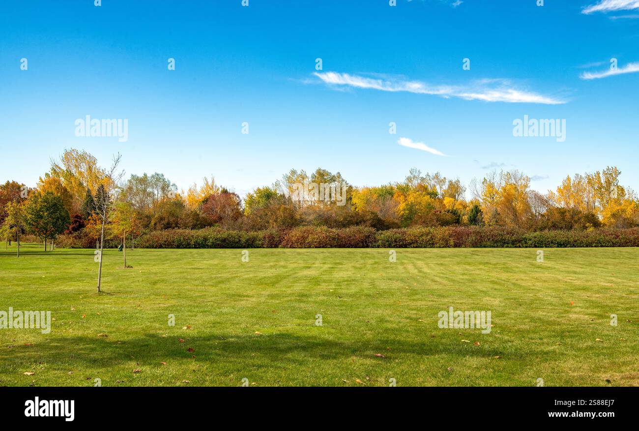Ajax Ontario waterfront park pathway by Lake Ontario Stock Photo - Alamy