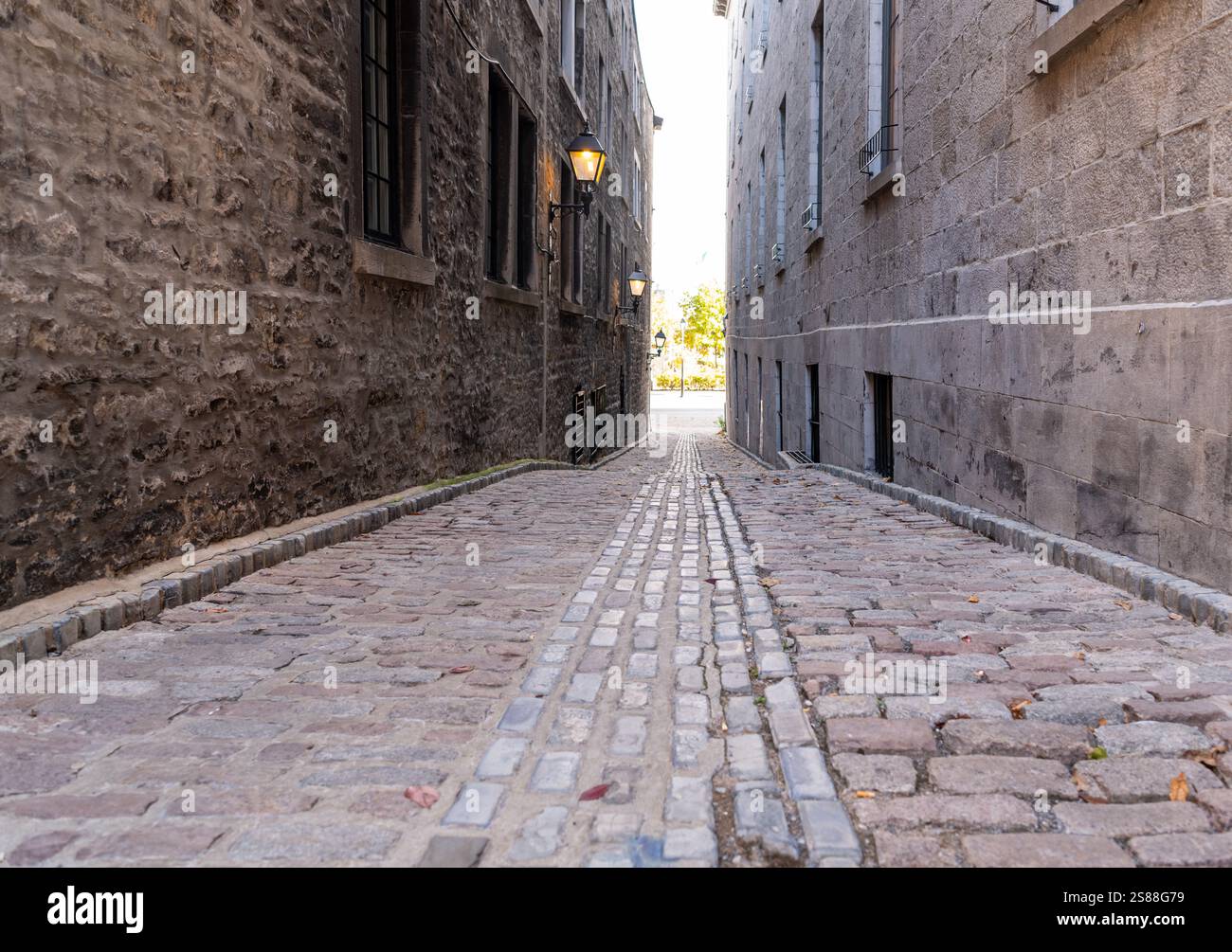 Old brick buildings located in Montreal Quebec Stock Photo - Alamy