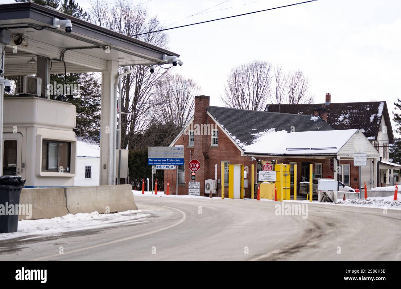 Stanstead, Canada. 21st Jan, 2025. US Customs and Border Protection at ...