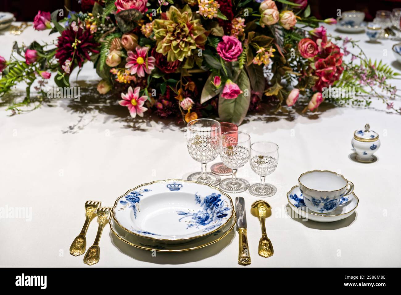 Italy - 26 dec 2023: setting of a ceremonial table for a representative ...
