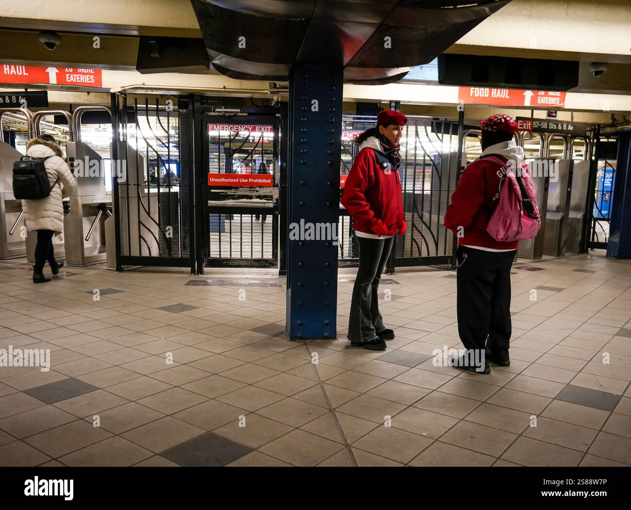 Guardian angels subway hi-res stock photography and images - Alamy