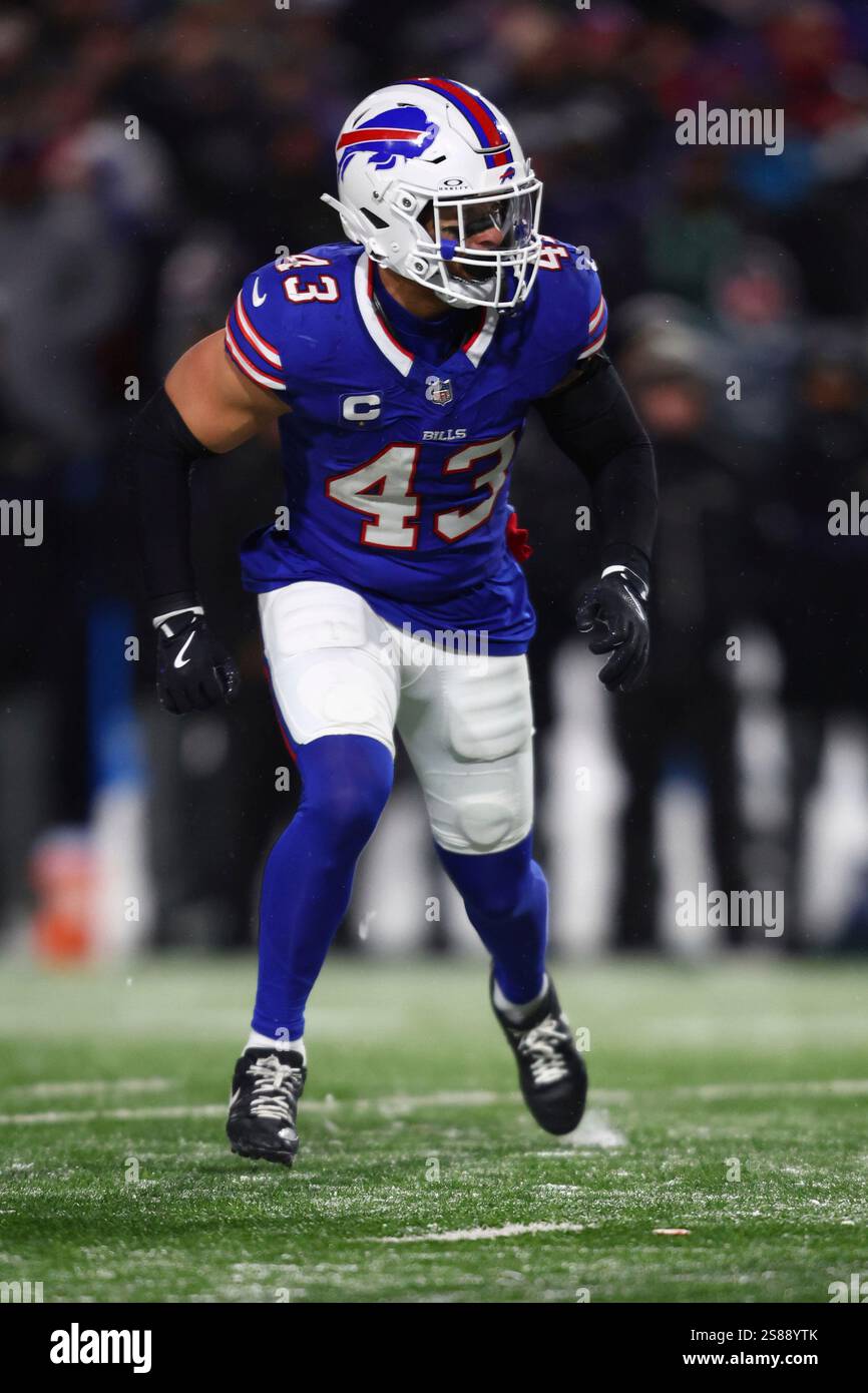 Buffalo Bills linebacker Terrel Bernard (43) readies in position during ...