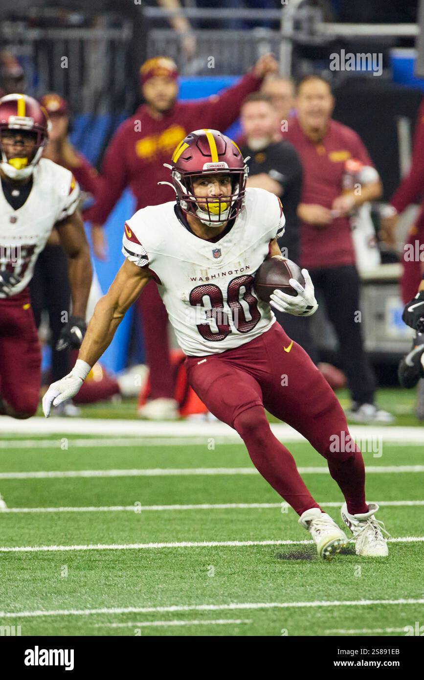 Washington Commanders running back Austin Ekeler (30) rushes against ...