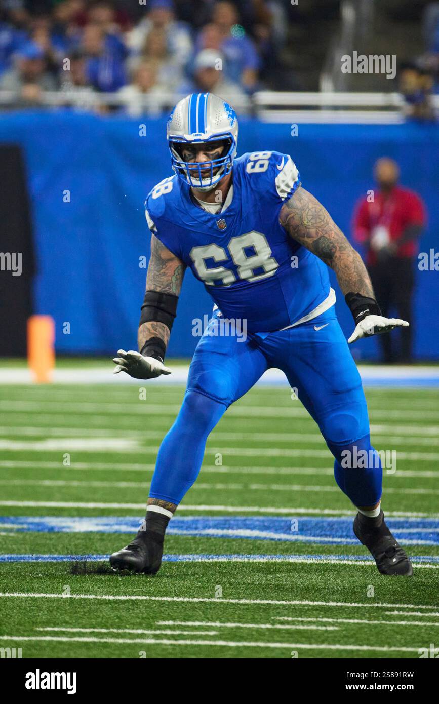 Detroit Lions offensive tackle Taylor Decker (68) blocks on offense ...