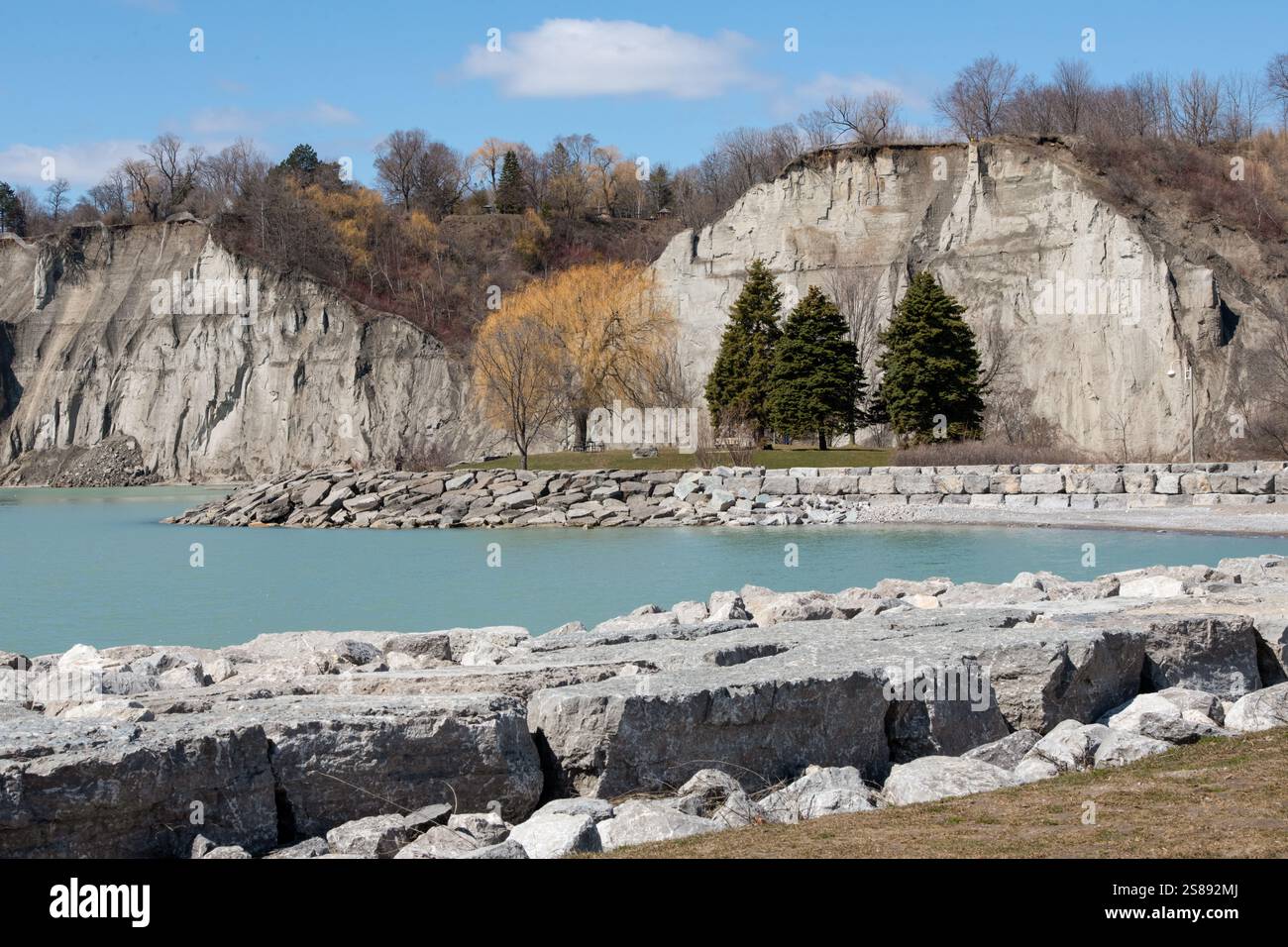 The Bluffers Park located in Scarborough, Ontario and east side of ...