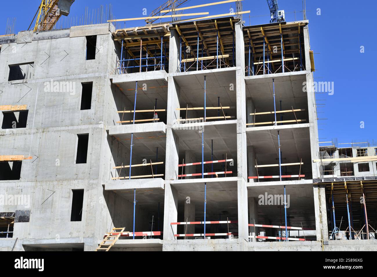 Construction of monolithic residential building, Russia Stock Photo - Alamy