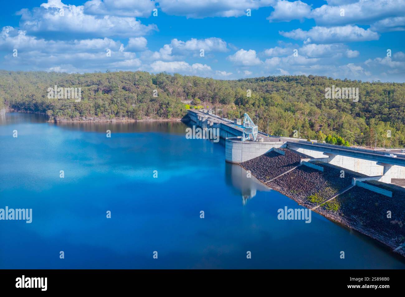 Photograph of the scenic Warragamba Dam wall and reservoir nestled ...