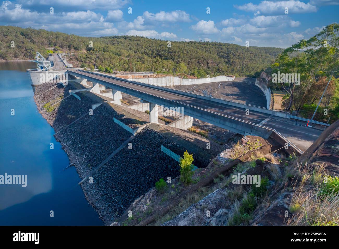 Photograph of the scenic Warragamba Dam wall and reservoir nestled ...