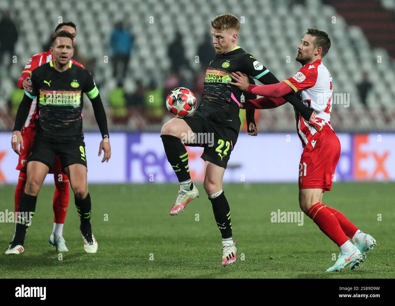Belgrade, Serbia. 21st Jan, 2025.Timi Max Elsnik of Crvena Zvezda (R ...