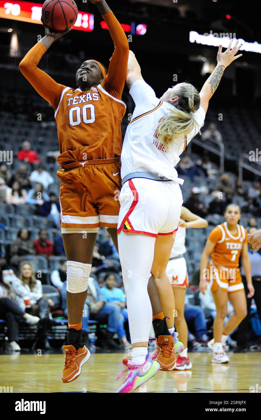 Newark, USA. 20th Jan, 2025. Kyla Oldacre (00) of Texas takes a shot at ...