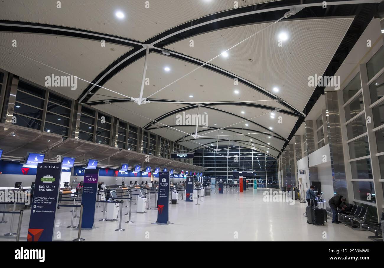 Detroit, Michigan - October, 16, 2024: Delta Airlines tram ,at Detroit ...