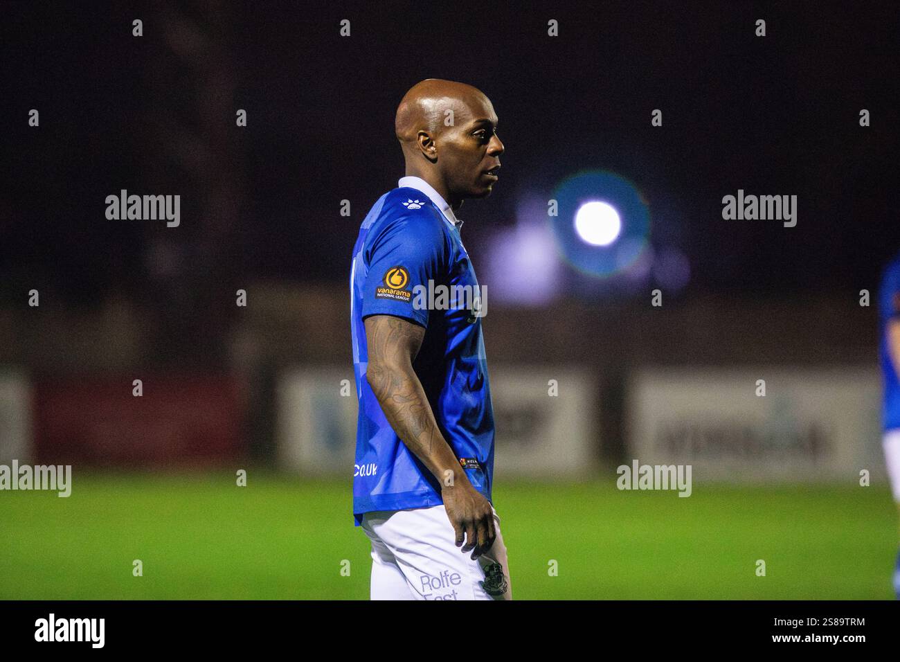 Wayne Andrews made his first appearance in 16 years for Wealdstone FC ...