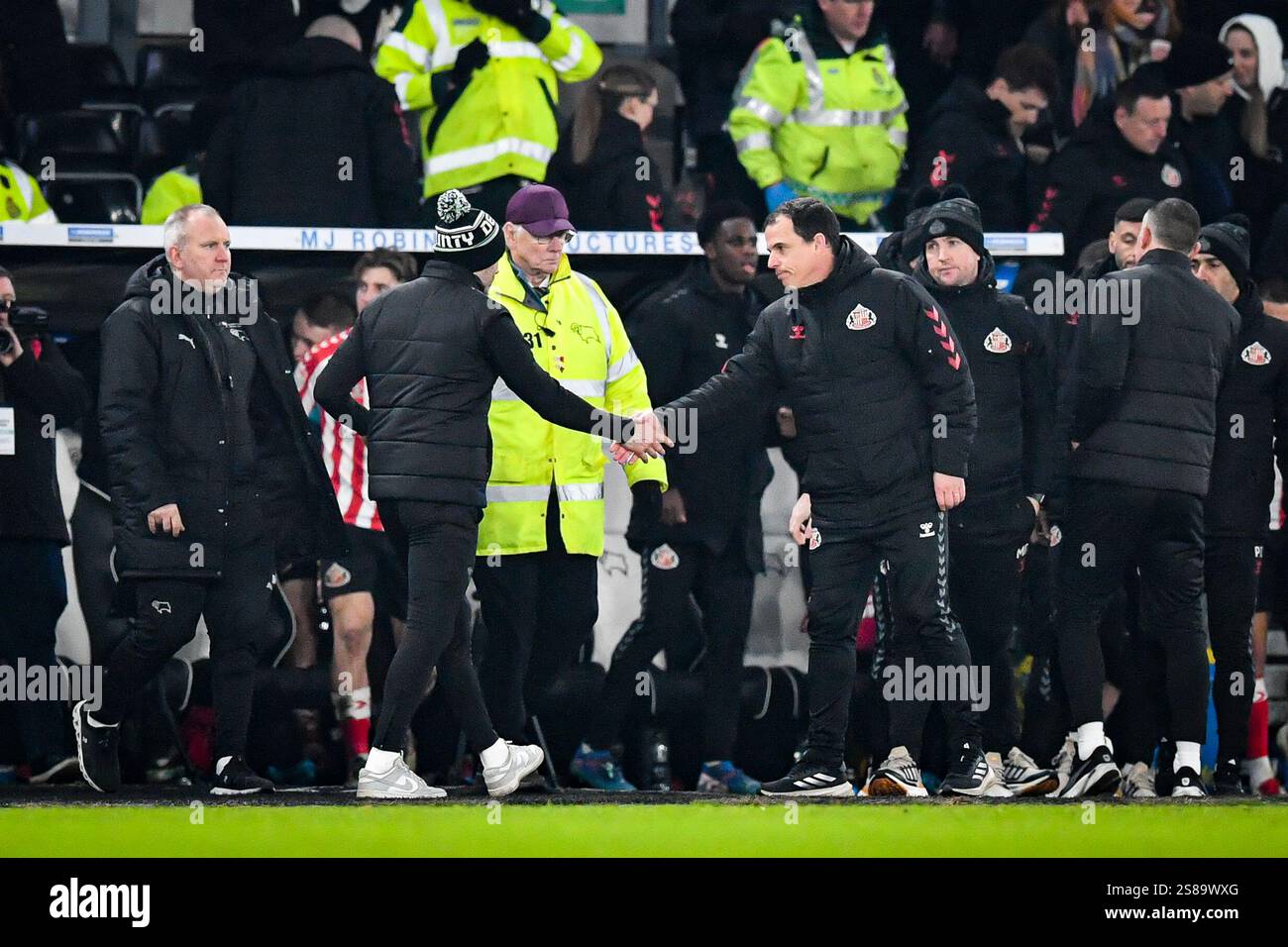 Pride Park, Derby, Derbyshire, UK. 21st Jan, 2025. EFL Championship ...