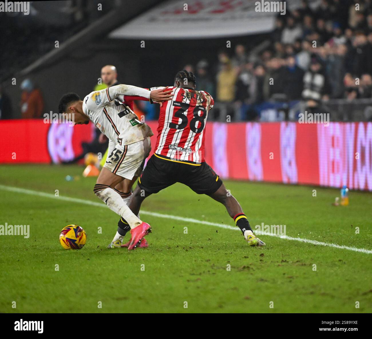 Swansea.com Stadium, Swansea, UK. 21st Jan, 2025. EFL Championship ...