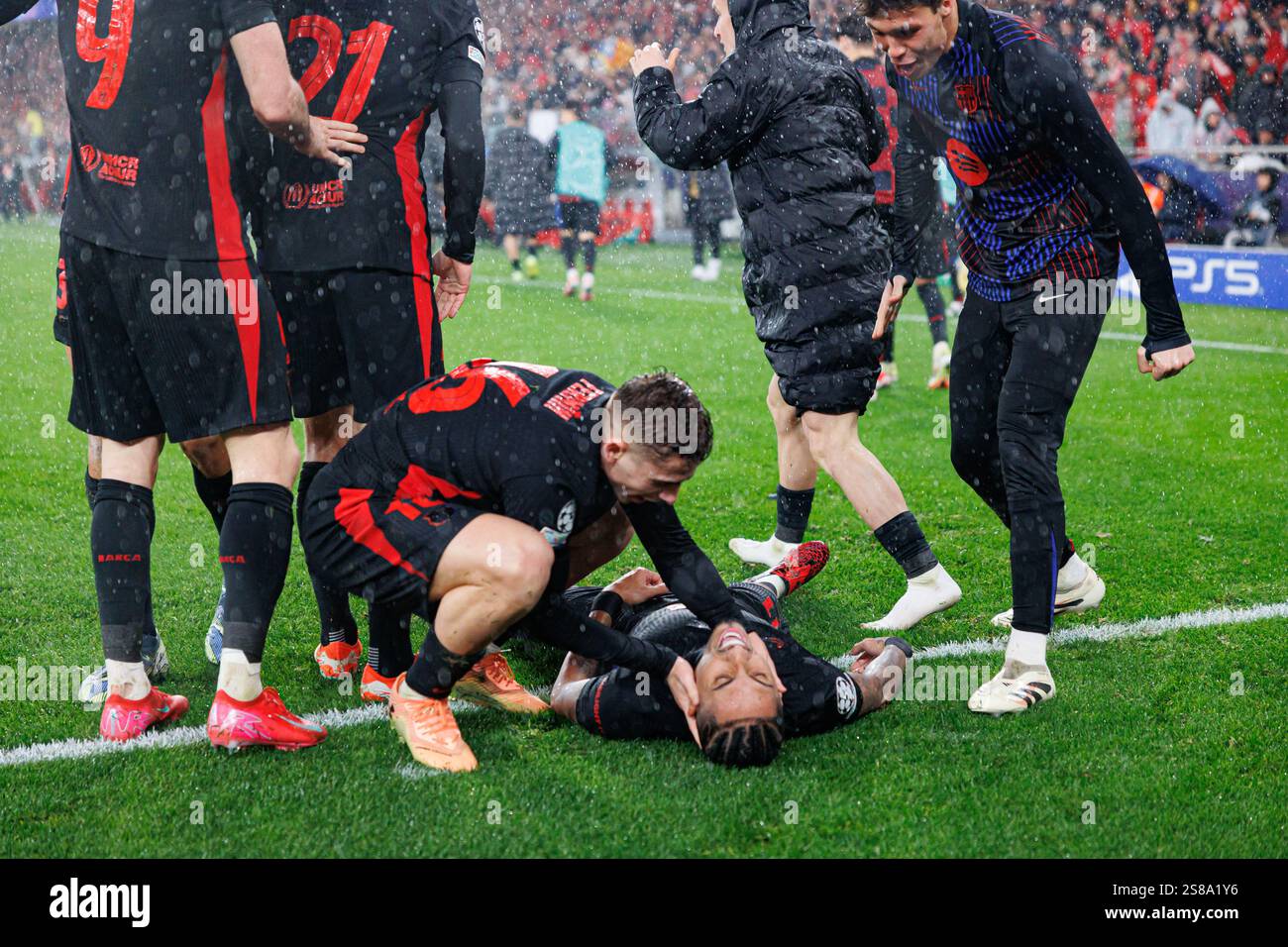 Lisbon, Portugal. 21st Jan 2025. Players of FC Barcelona seen ...