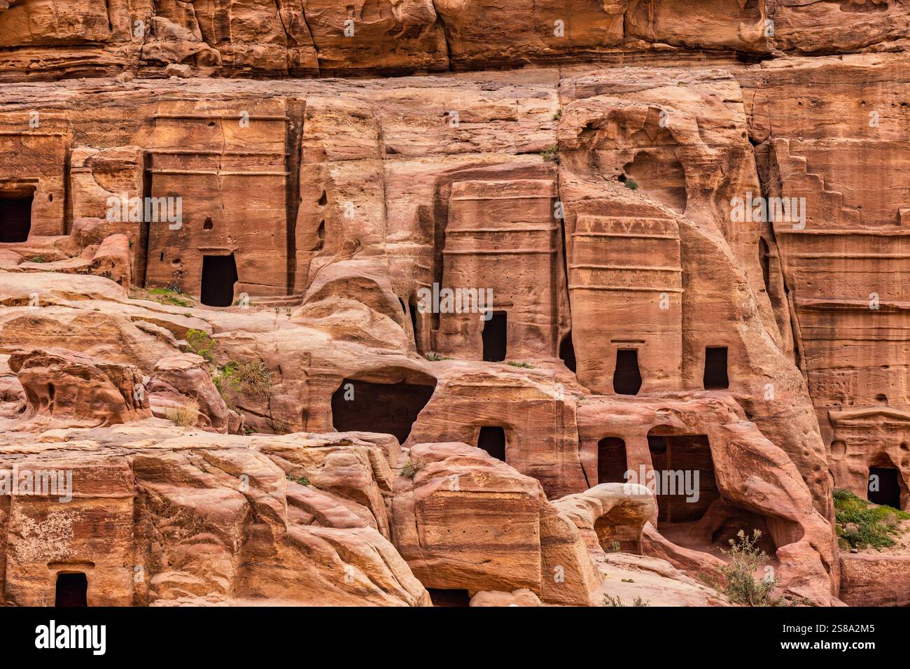 Sandstone carvings, Petra, Jordan Stock Photo - Alamy