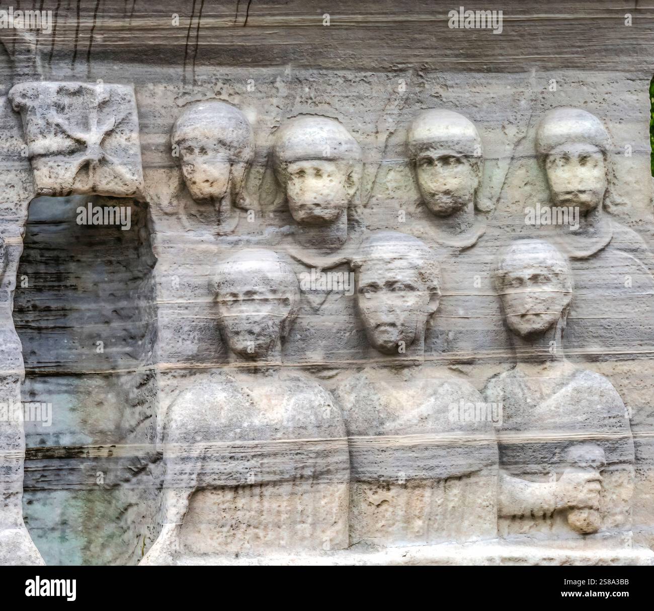 Roman base courtiers, Theodosius Obelisk Court, Hippodrome of ...
