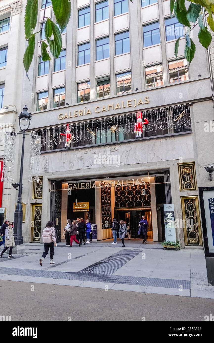 The entrance to Galleria Canalejas, a luxury shopping mall in Madrid ...