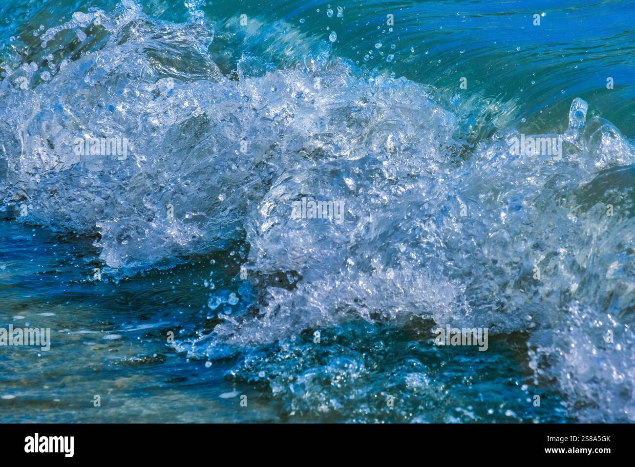 Crashing wave detail Stock Photo - Alamy