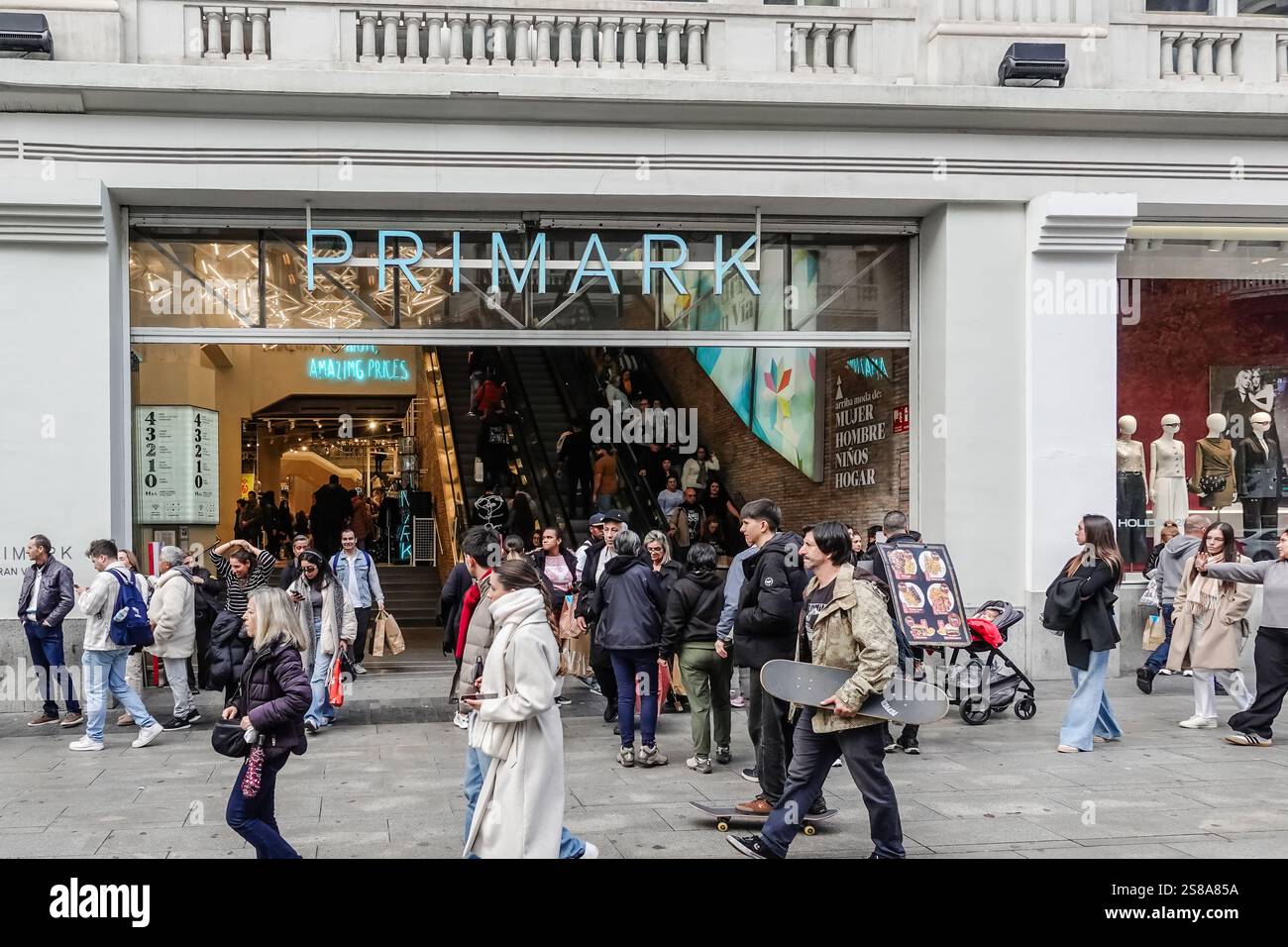 The Primark retail store located on Gran Via in Madrid Stock Photo - Alamy