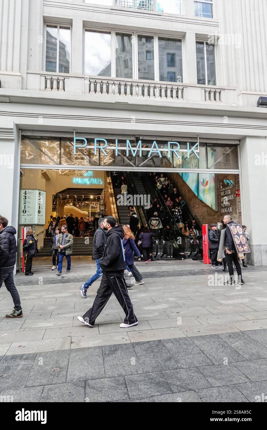 The Primark retail store located on Gran Via in Madrid Stock Photo - Alamy