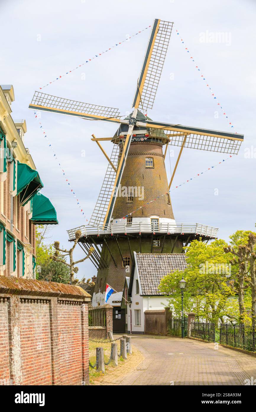 Netherlands, Holland. Utrecht, Loenen aan de Vecht, Dorpsstraat ...