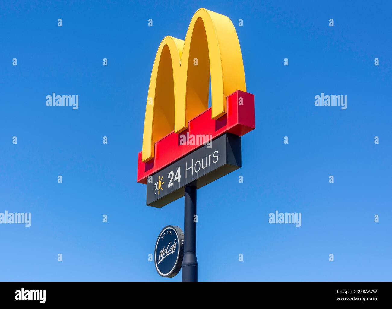McDonald's Restaurant sign, Main North Road, Ravenswood, Waimakariri ...
