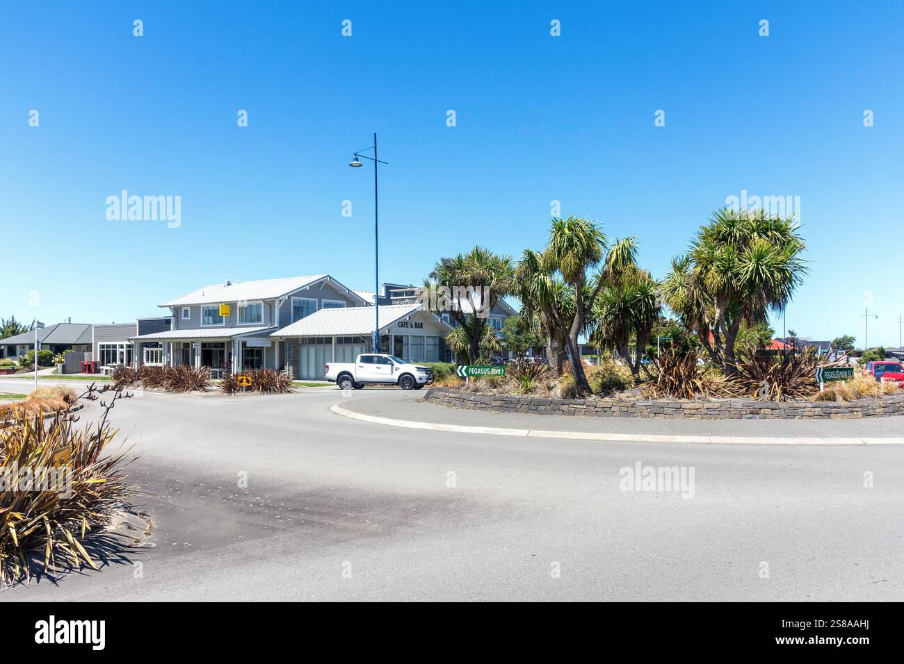 Town centre, Pegasus Boulevard, Pegasus, Waimakariri District ...