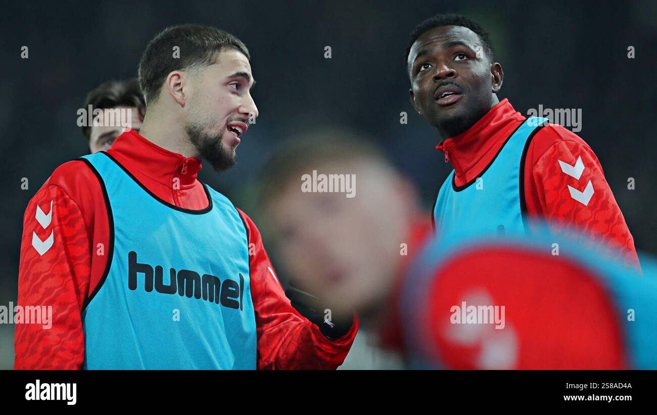 Derby, UK. 21st Jan, 2025. Adil Aouchiche of Sunderland and Salis Abdul ...