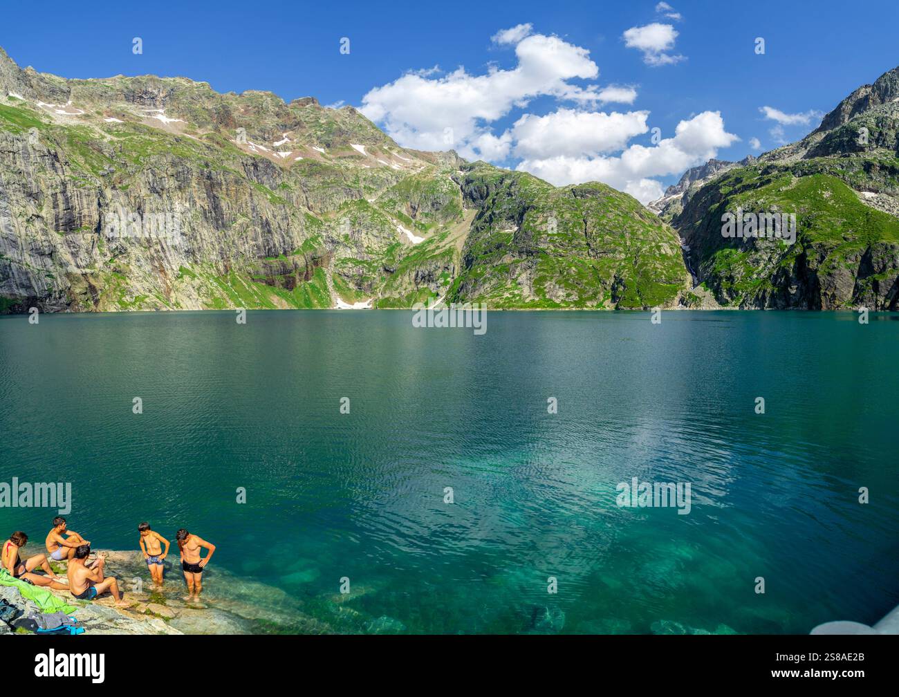 group of bathers, Caillouas lake, Gourgs Blancs, Pyrenees mountain ...