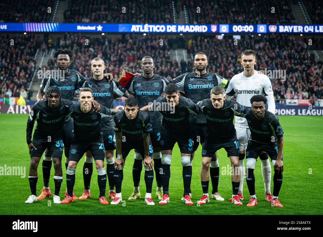 Madrid, Spain. 21st Jan, 2025. Bayer Leverkusen team line up during a ...