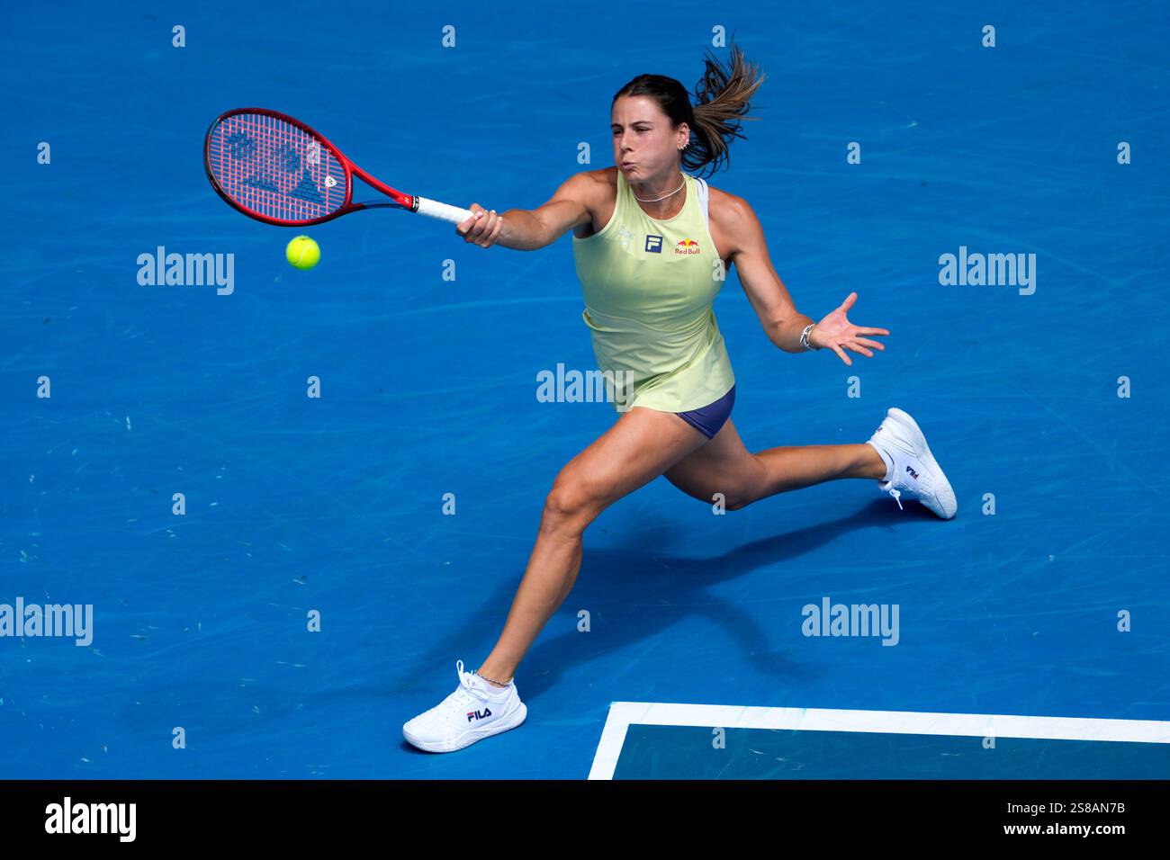 Emma Navarro of the U.S. forehand return to Iga Swiatek of Poland ...