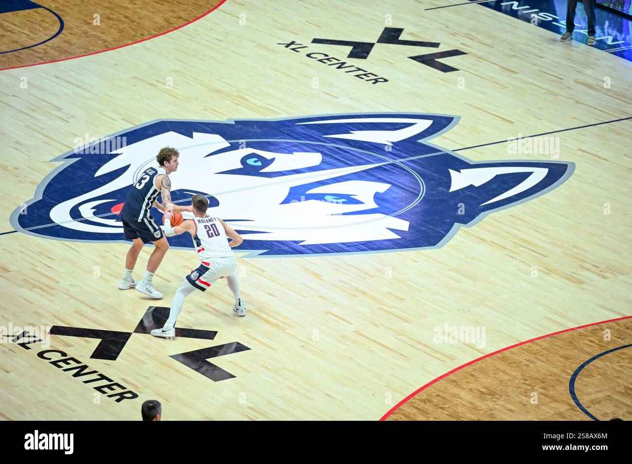 Hartford, Connecticut, USA. 21st Jan, 2025. Finley Bizjack 13 G So. OF ...
