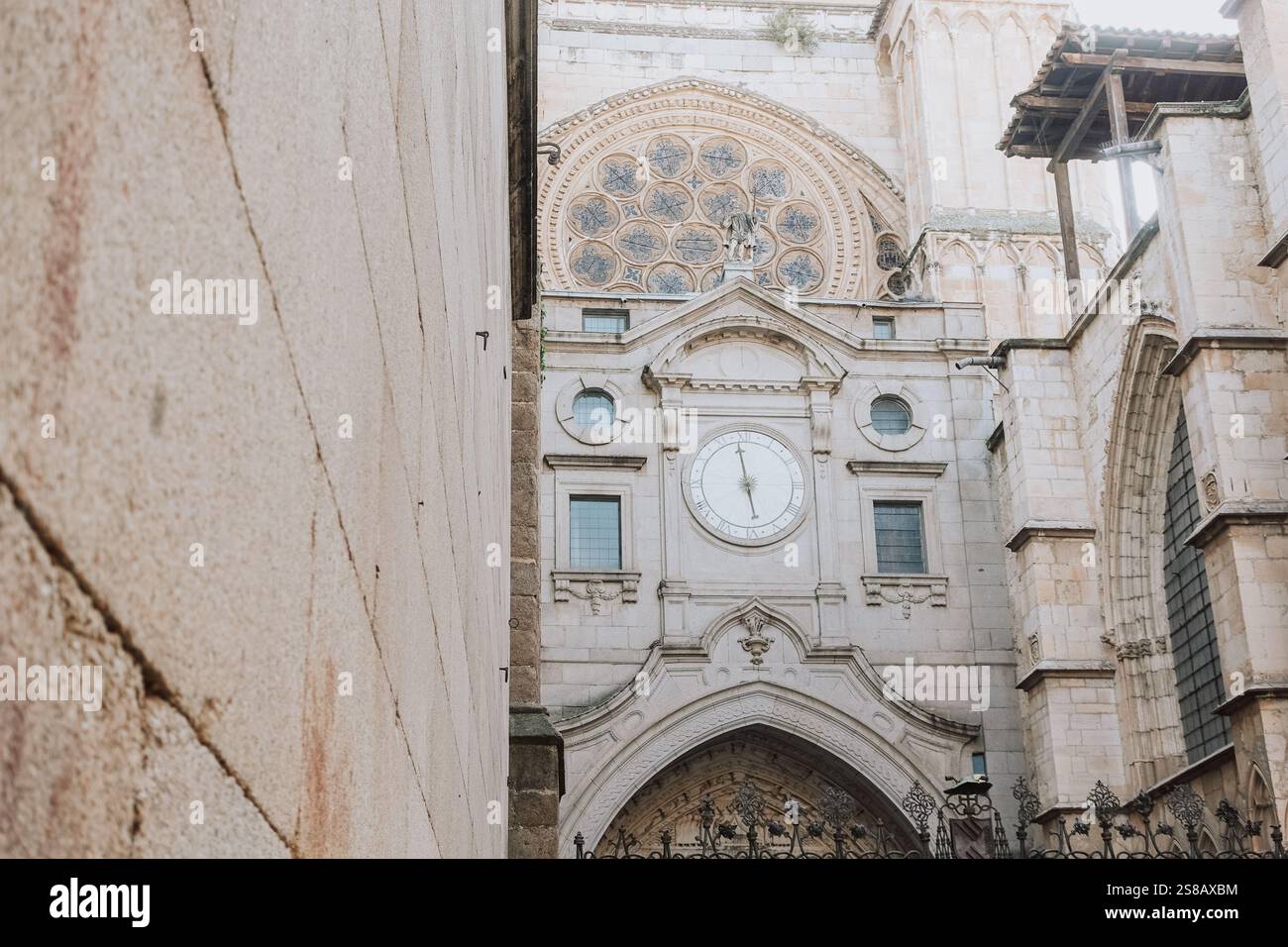 The entrance of Catedral Primada de Toledo, highlighting its grand ...