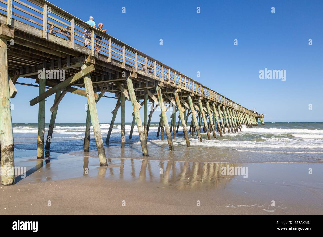 The Myrtle Beach State Park Fishing Pier stretches into the Atlantic ...