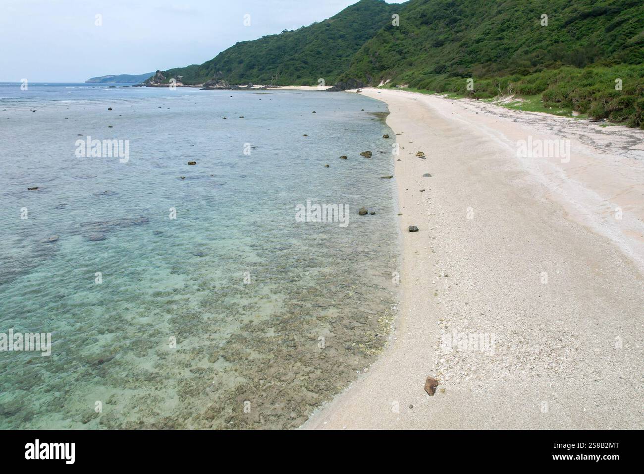 Photographing the spring seaside of Aka Island, Zamami Village, Okinawa ...