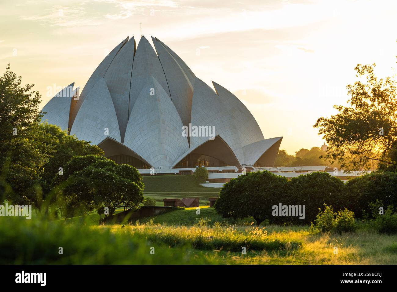 Lotus temple, Delhi, during sunset Stock Photo - Alamy