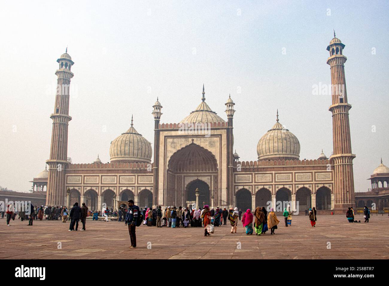 The Masjid-i-Jehan-Numa, commonly known as the Jama Masjid of Delhi, is ...