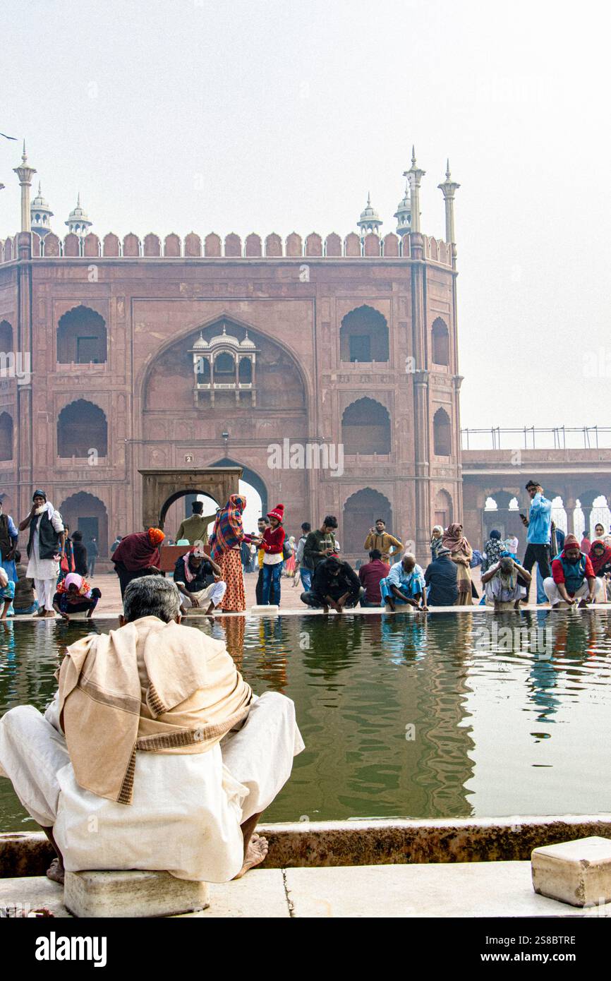 The Masjid-i-Jehan-Numa, commonly known as the Jama Masjid of Delhi, is ...