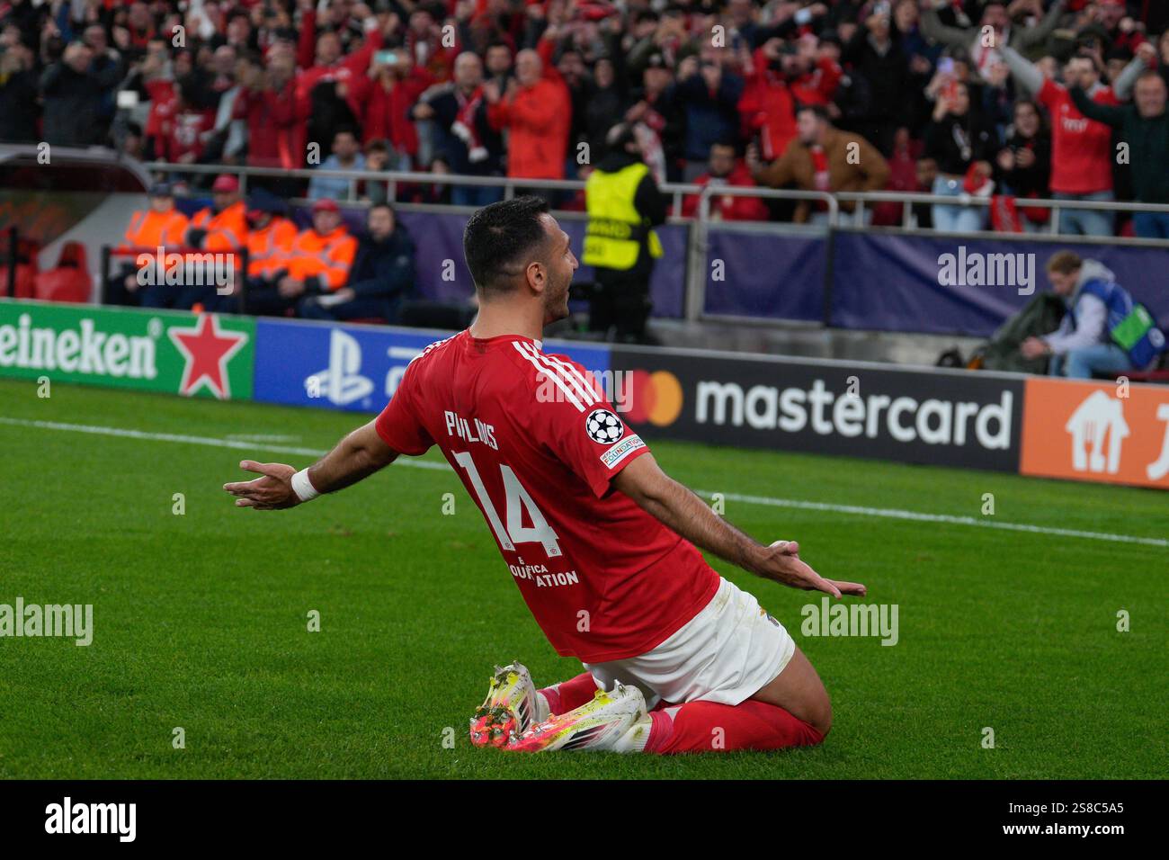 Lisbon, Portugal. 21st Jan, 2025. Vangelis Pavlidis of SL Benfica ...
