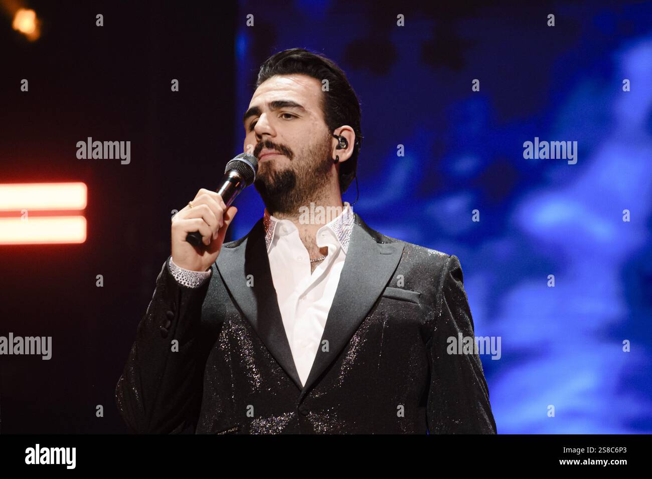 Ignazio Boschetto de Il Volo durante il concerto del tour “Tutti Per ...